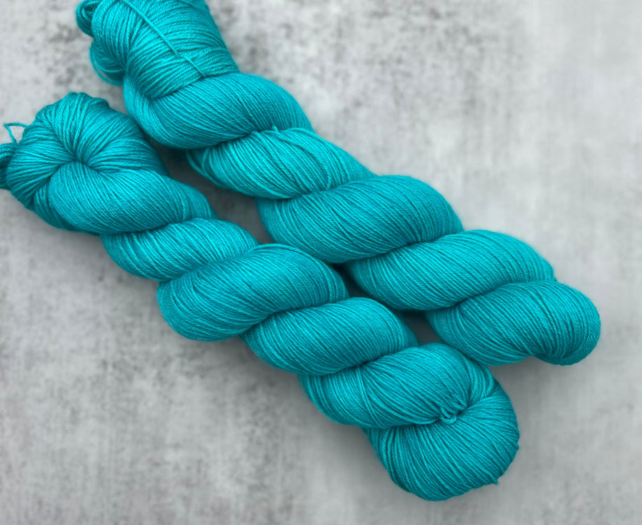 Peacock – Moonlight Fibre